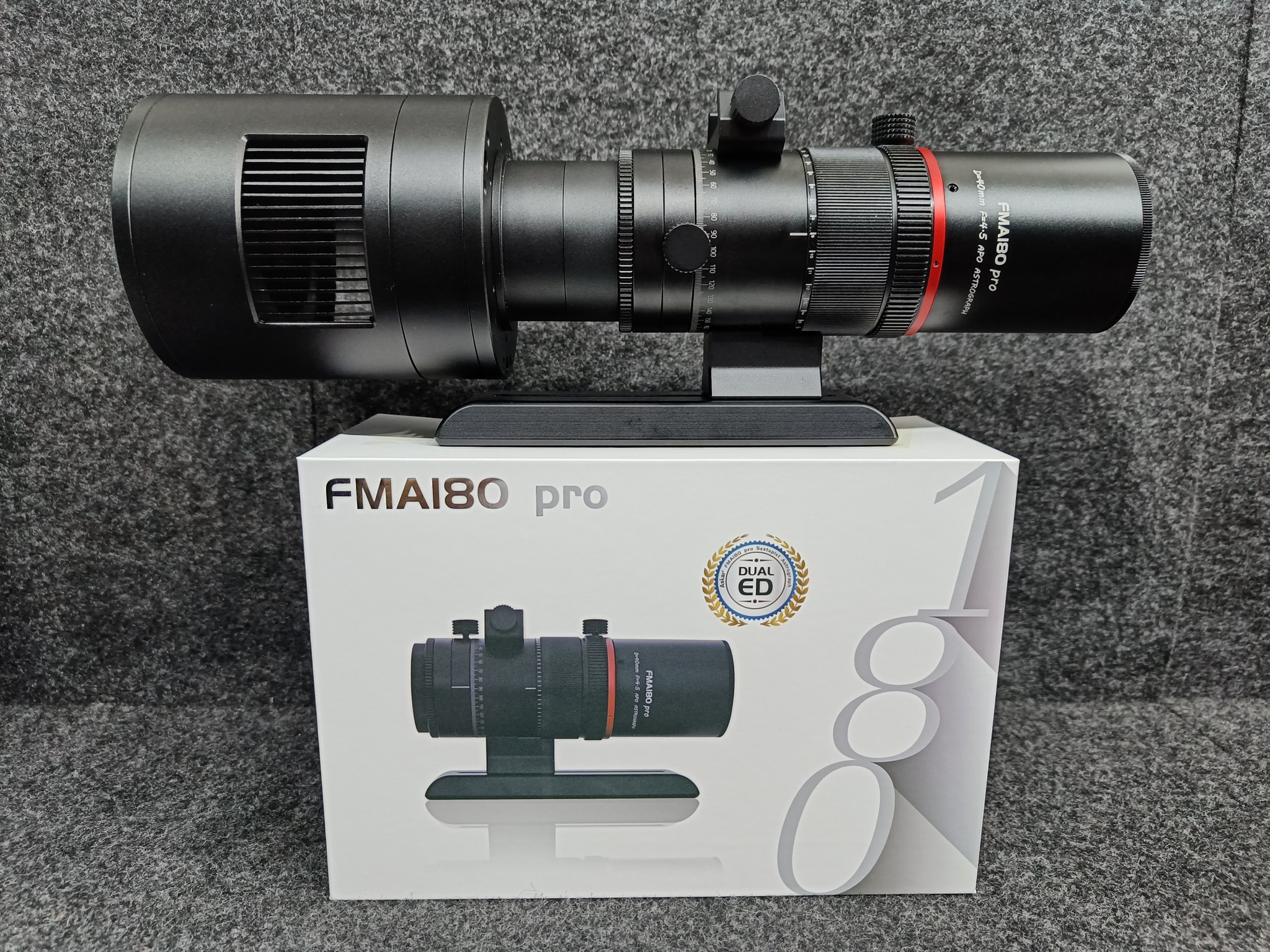 Askar FMA180 pro 180mm f/4,5 Astrograph mit APO Objekti